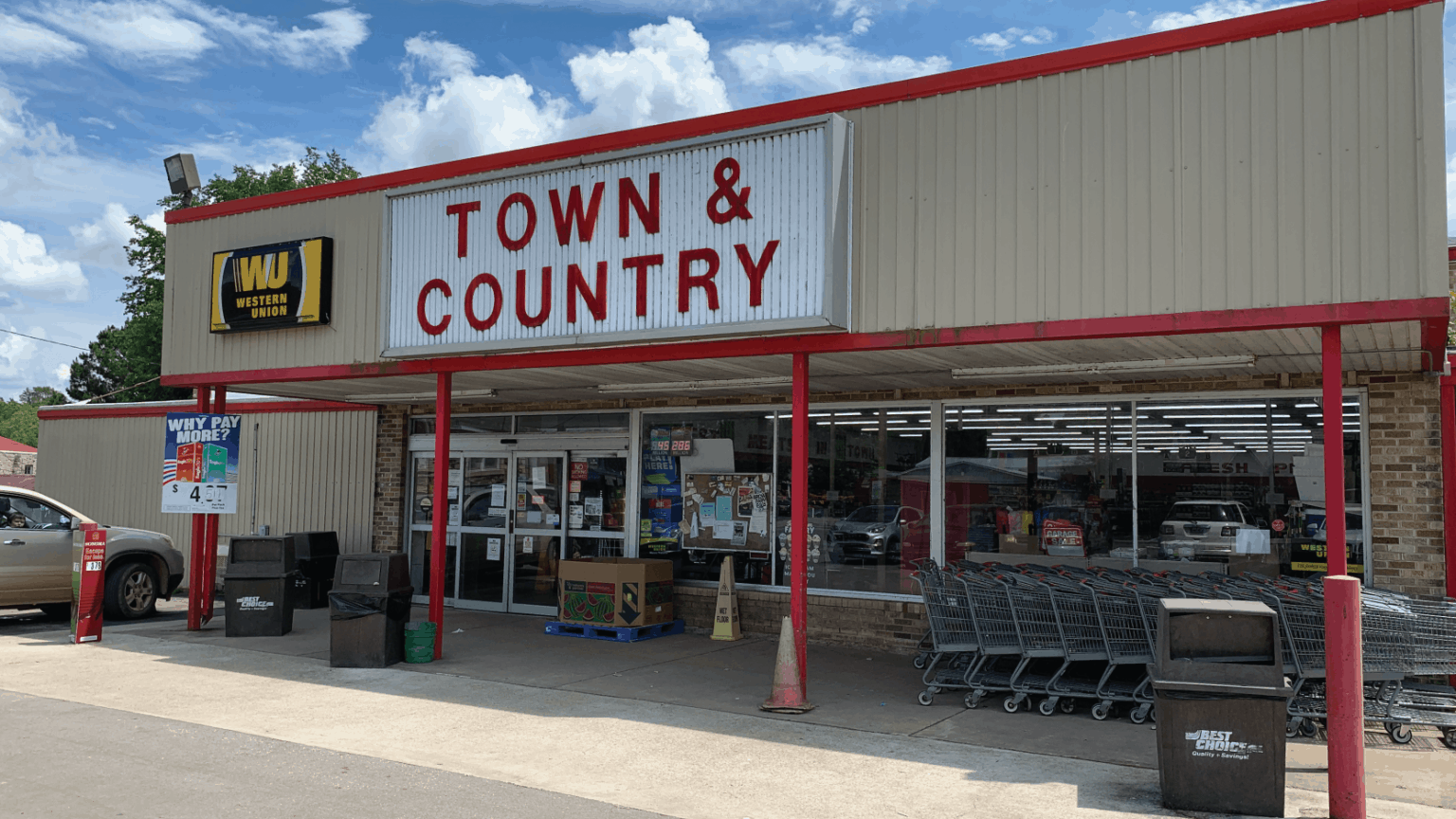 Salem, AR - Town & Country Supermarkets